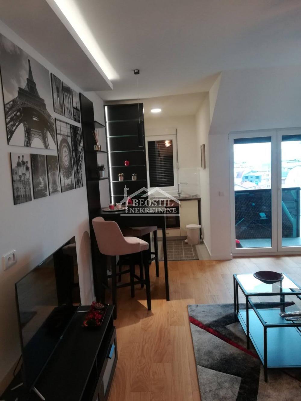 Voždovac - Lekino brdo - 1.5 ID#24831
550 €