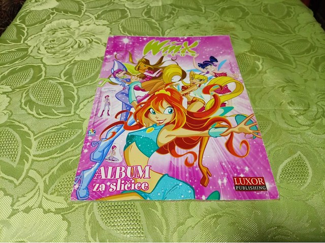 Winx Club - Luxor - prvi album iz 2007 - fali 8 slicica