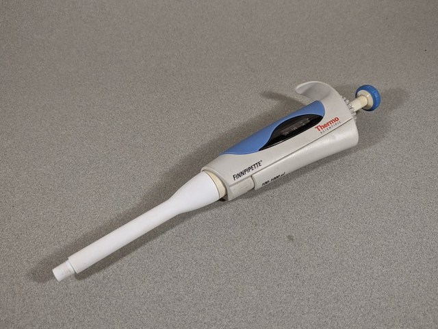 Finnpipette Thermo 100-1000 uL pipeta