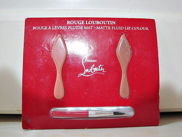 Christian Louboutin ruževi