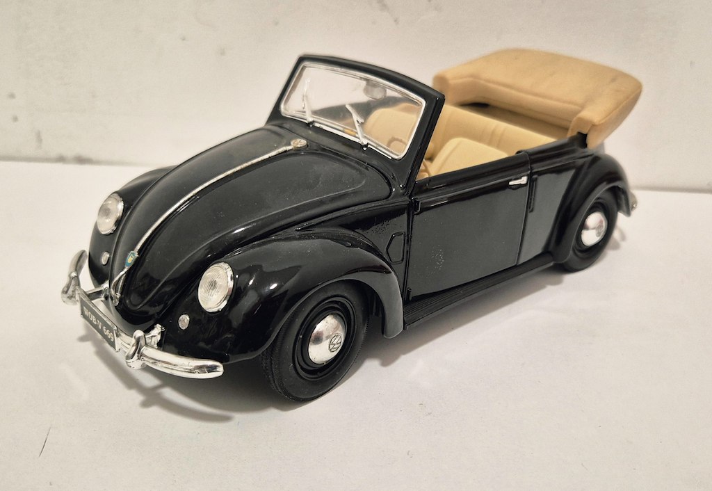 VOLKSWAGEN 1951GOD. – MAISTO – 1:18 – ODLICAN!