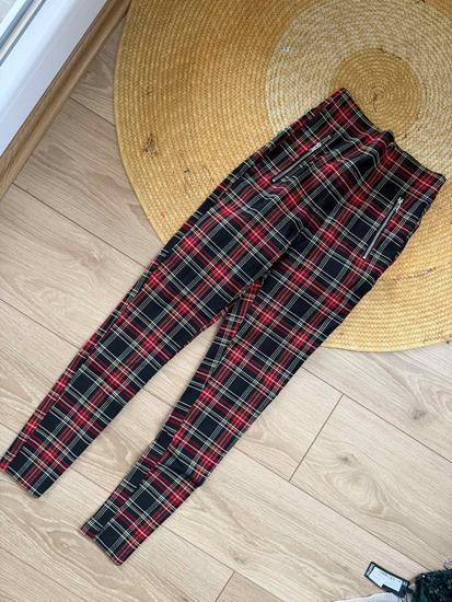 Zara pantalone