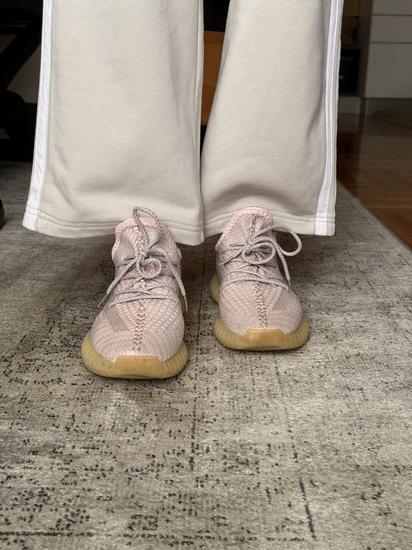 Adidas Yeezy Boost 350 V2 – broj 39