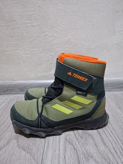 Adidas terrex cipele za decake