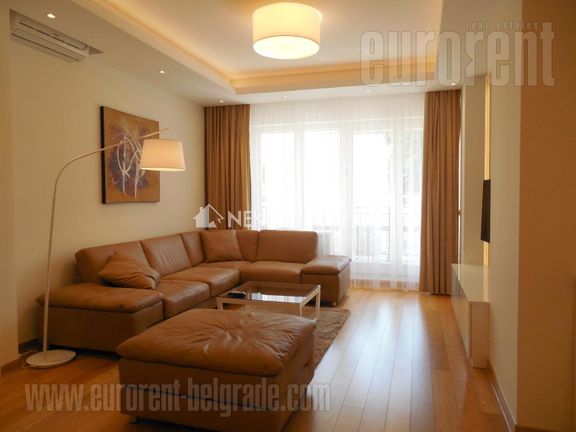 #36977, Izdavanje, Stan, CENTAR, 1600 EUR