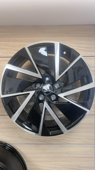 Nove Alu Felne 18 5x112 za Škoda Superb & Octavia – 600€ (Set)