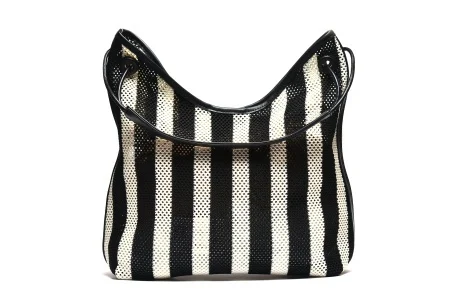 T012645BLK – Crna letnja tekstilna shopper torba na prugasti dezen