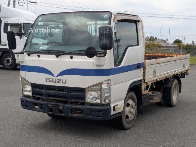 Isuzu ELF kamion s ravnom platformom < 3.5t