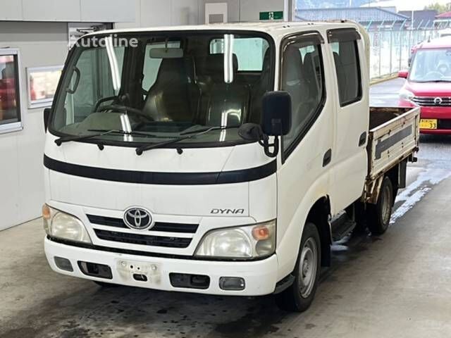 Toyota DYNA kamion s ravnom platformom < 3.5t