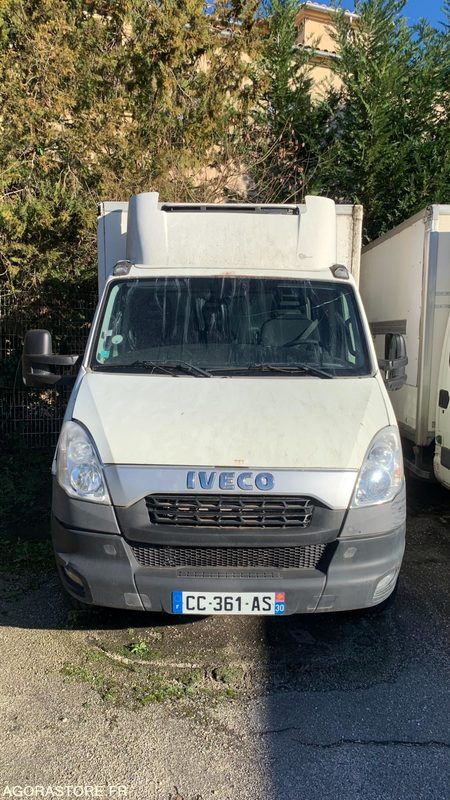 Prodaje se IVECO 65C15 kamion hladnjače < 3.5t na aukciji
