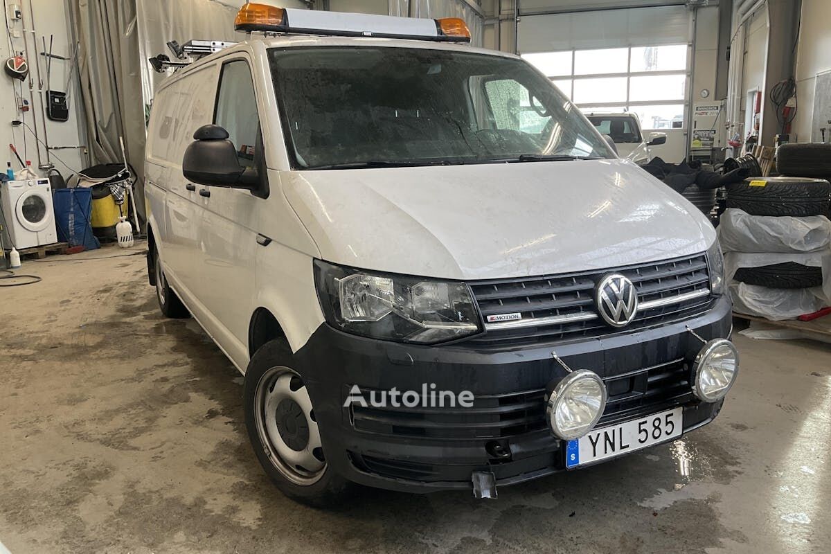 Prodaje se Volkswagen Transporter minibus furgon na aukciji