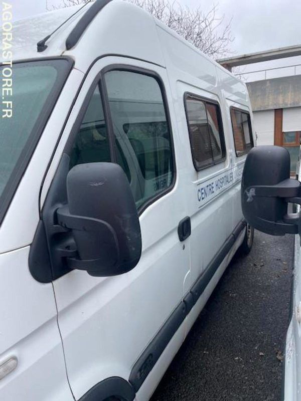Prodaje se Renault MASTER DCI100 minibus furgon na aukciji