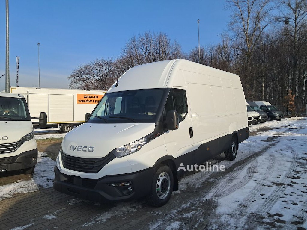 Novi IVECO Daily minibus furgon