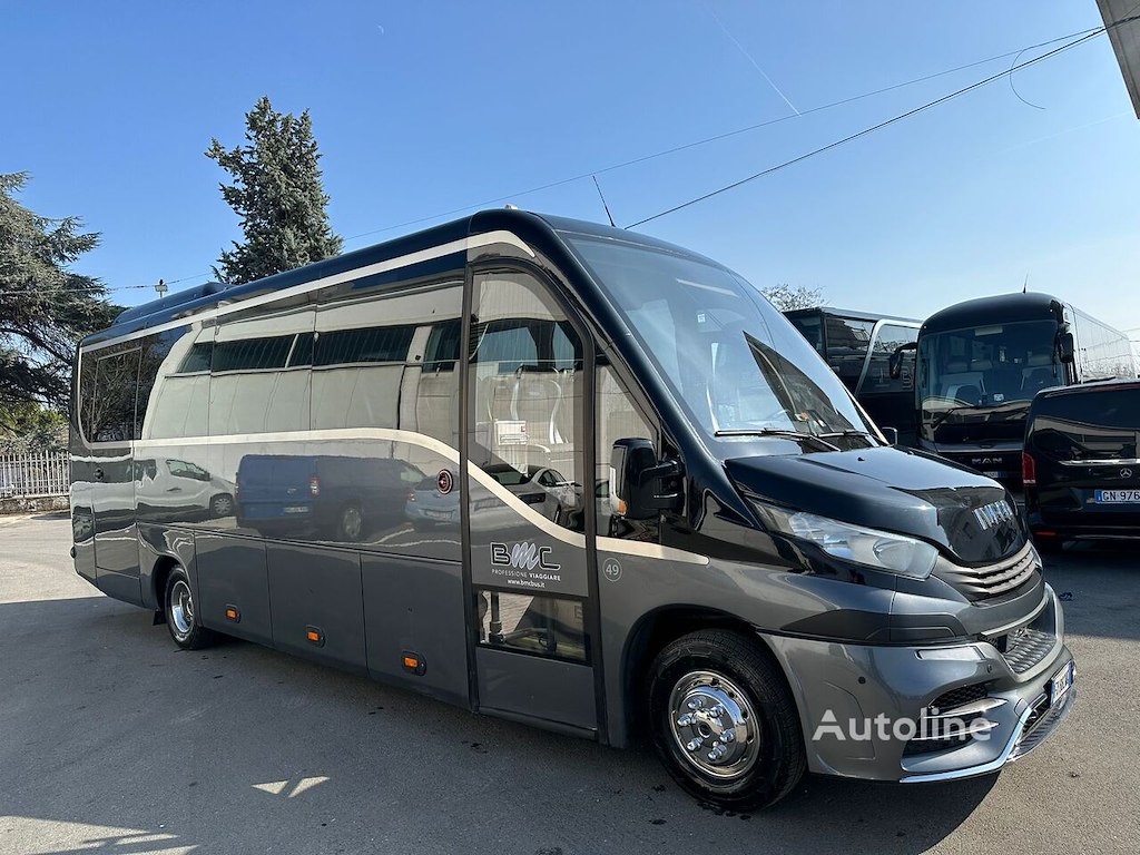 IVECO Daily 70C21 putnički minibus