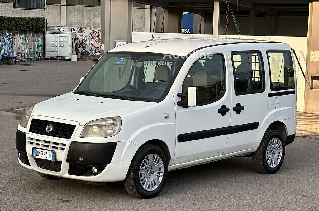 Fiat doblo 5 posti anno 2008 autocarro laki furgon