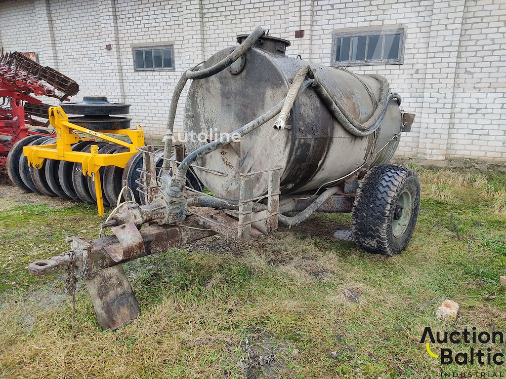 Prodaje se Trailer - tank prikolicu kiper na aukciji