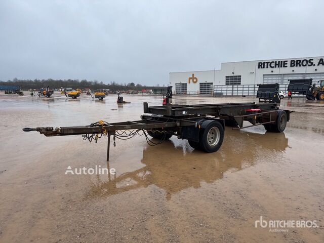 Prodaje se Castera prikolicu za kontejnere na aukciji