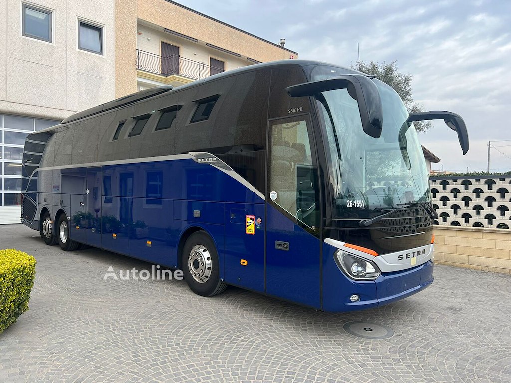 Setra S516 turistički autobus