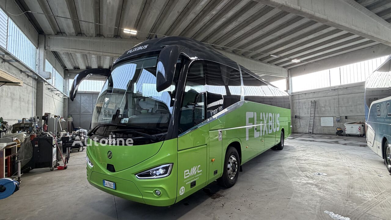 Irizar I6 turistički autobus