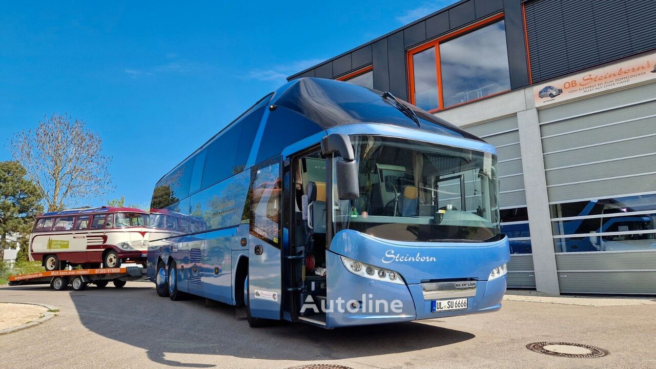 Neoplan 5217 Starliner turistički autobus