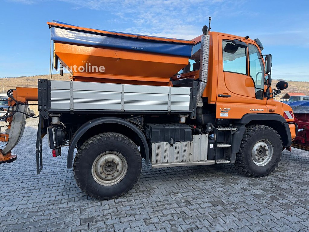 Mercedes-Benz Unimog univerzalna komunalna mašina