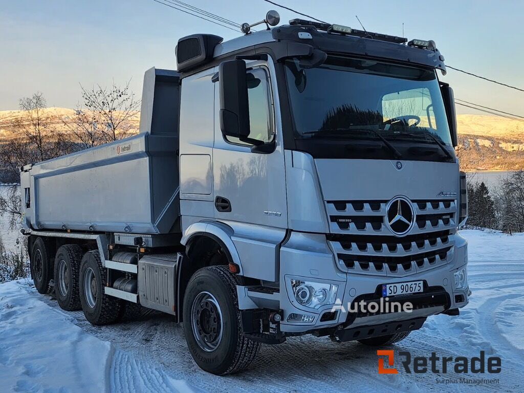 Prodaje se Mercedes-Benz Arocs kiper na aukciji