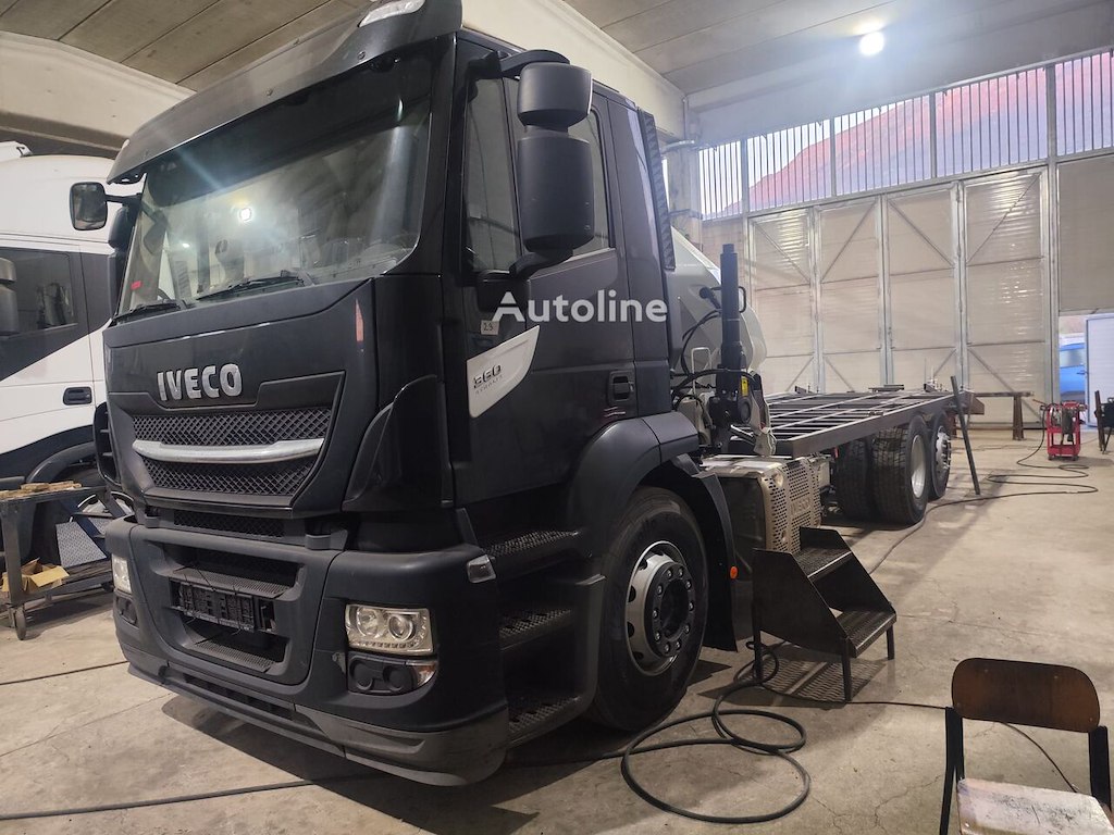 IVECO Hi-Street 260S36 XP kamion s ravnom platformom
