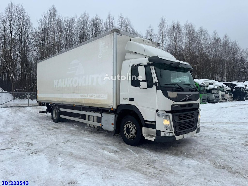 Volvo FM 330 kamion furgon