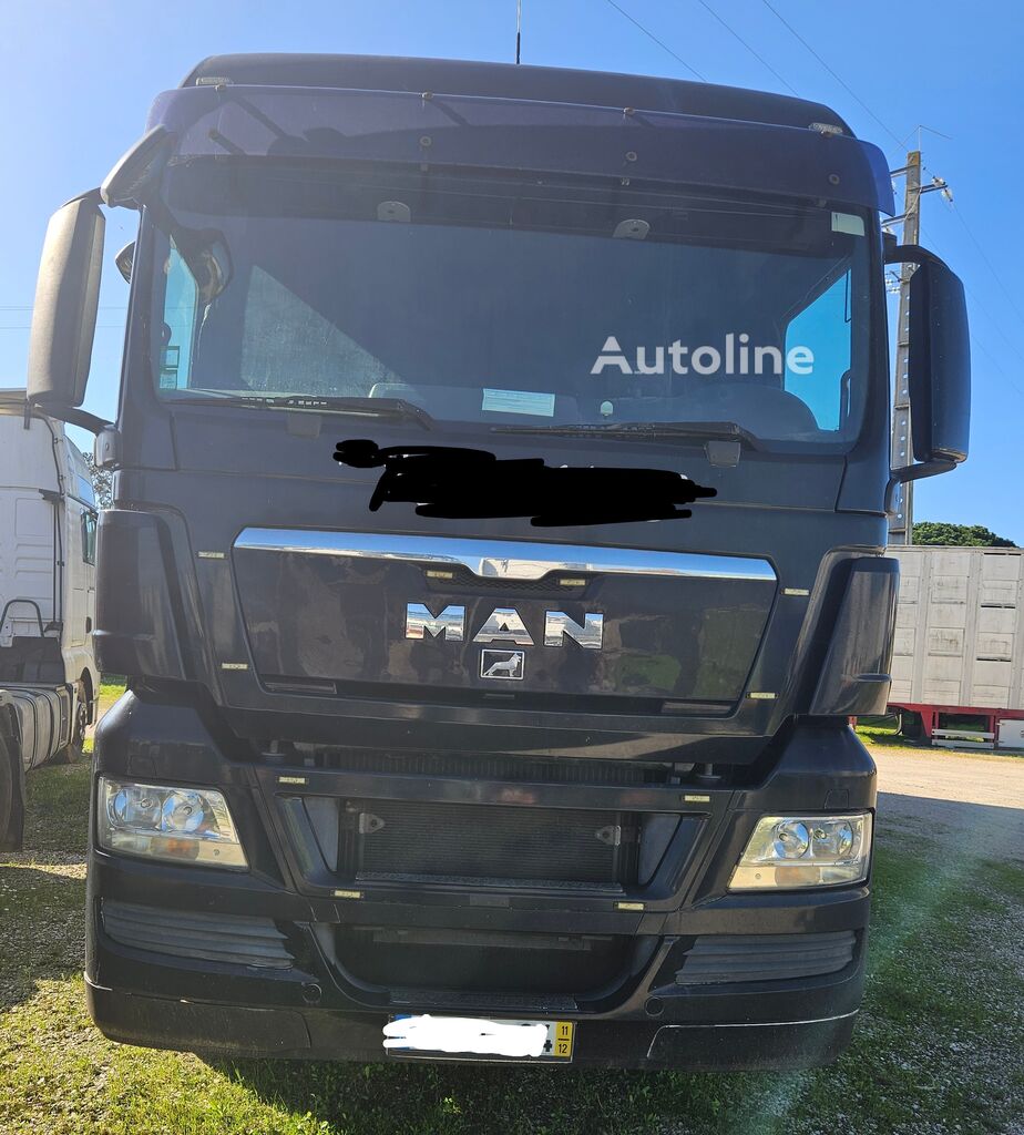 MAN TGX 26.360 kamion furgon