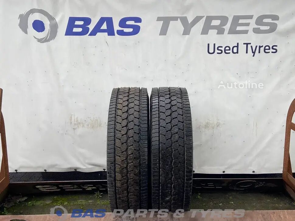Michelin Michelin 315/70R22.5 X Multi Grip Z used set guma za kamione