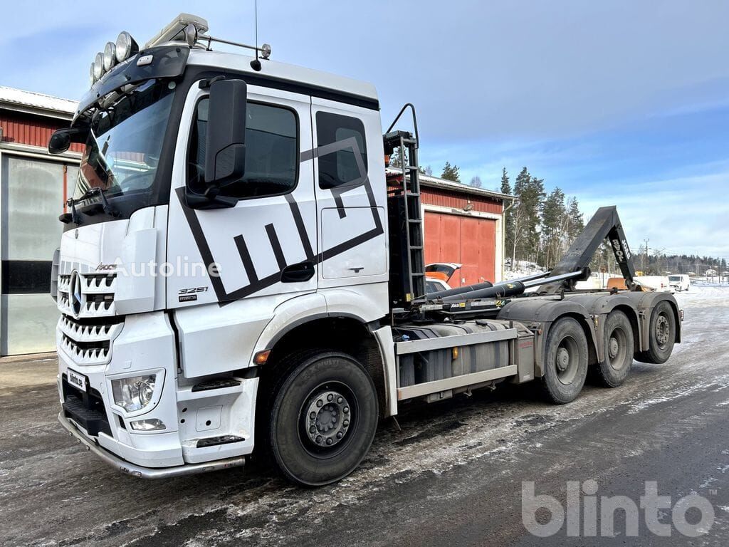Prodaje se Mercedes-Benz AROCS 12.8 3251 rol kiper sa kukom na aukciji