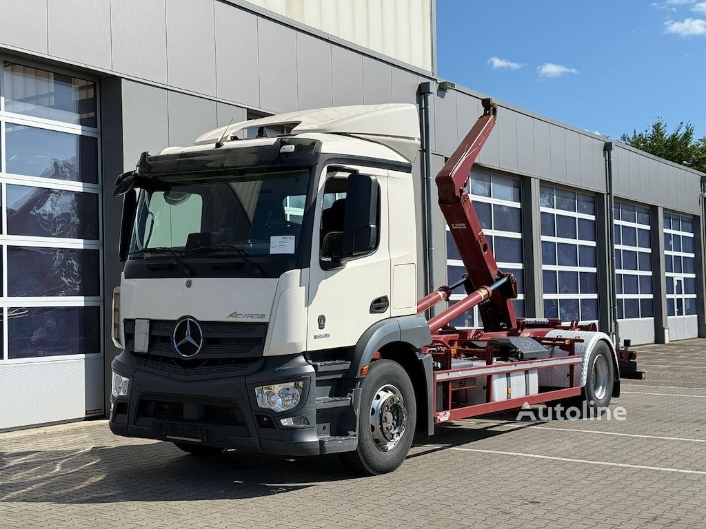 Prodaje se Mercedes-Benz Actros 1836 rol kiper sa kukom na aukciji