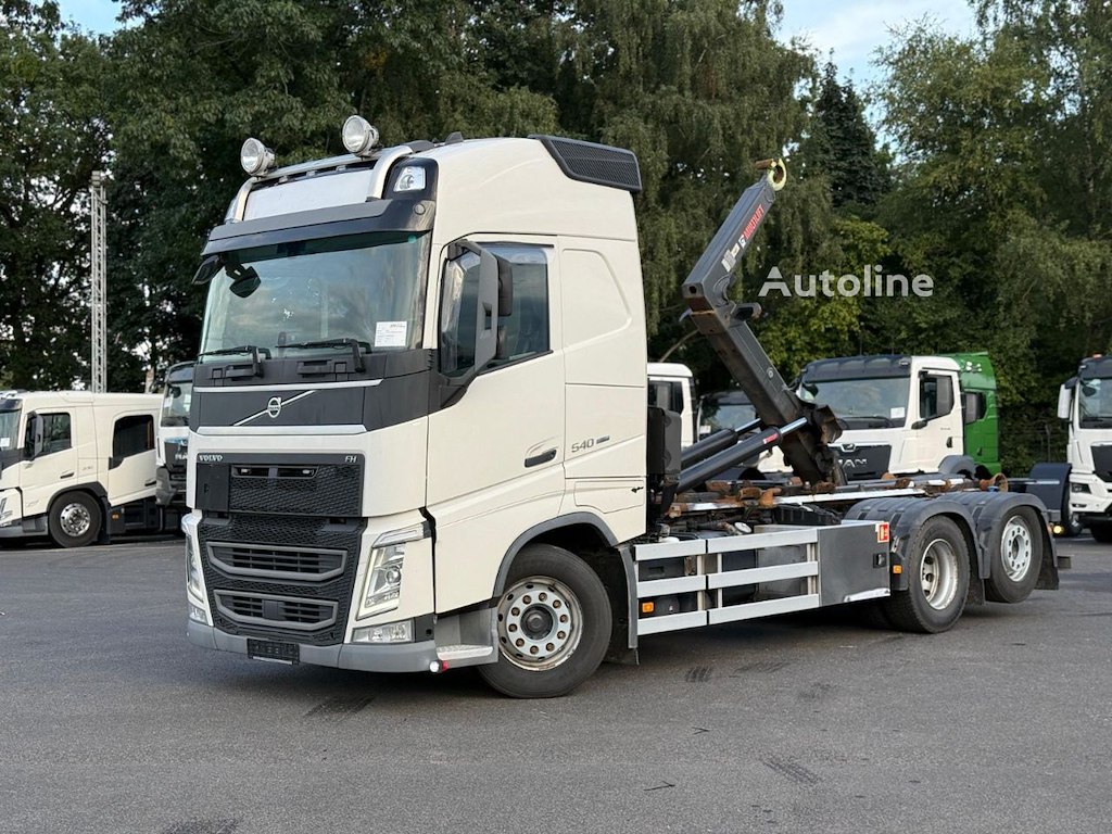 Prodaje se Volvo FH 540 rol kiper sa kukom na aukciji