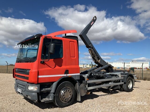 Prodaje se DAF CF75.310 rol kiper sa kukom na aukciji
