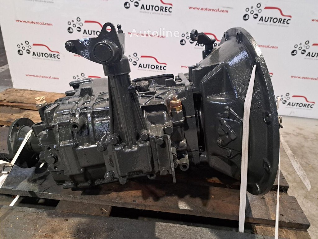 ZF S5-42 32010-08901 menjač za Nissan 140.80 kamiona