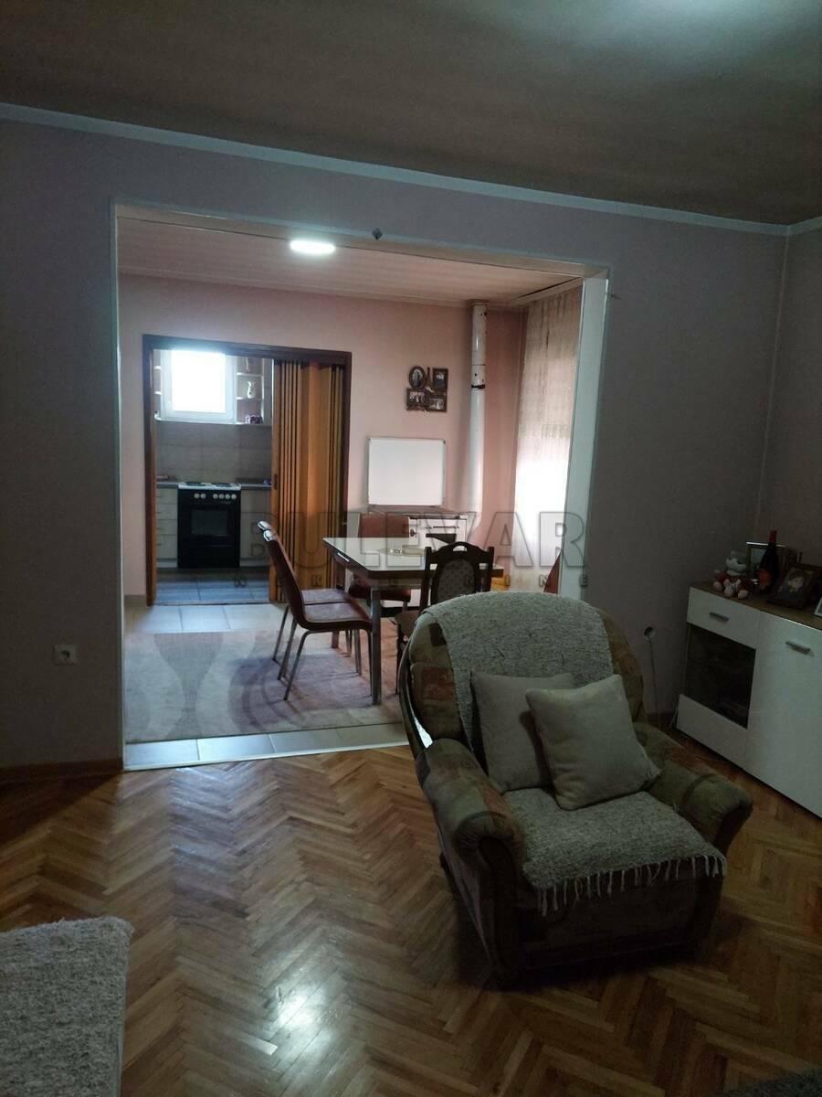 Kuća, Kuršumlija - Centar | Izdavanje · 108m² · 250€