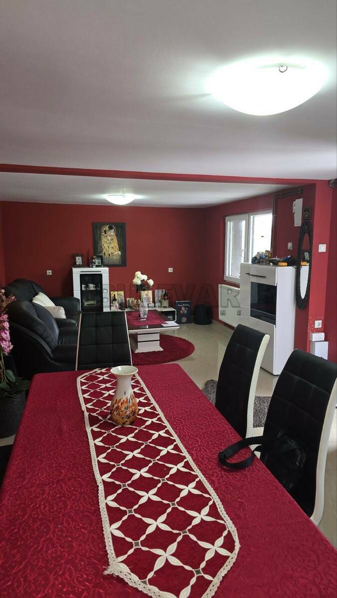 Kuća, Niš - Prosek | Izdavanje · 75m² · 700€