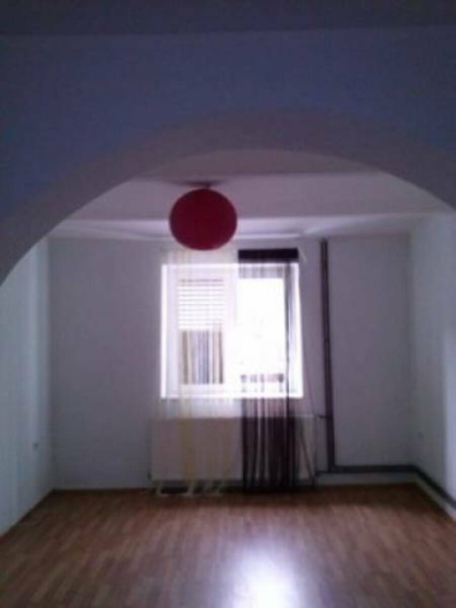 Kuća, Beograd – Senjak | Izdavanje · 180m² · 1.800€