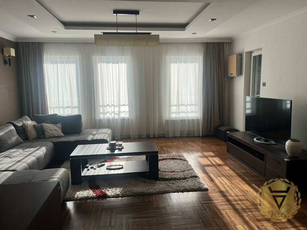 Trosoban stan, Beograd - Poštanska štedionica | Izdavanje · 120m² · 1.400€