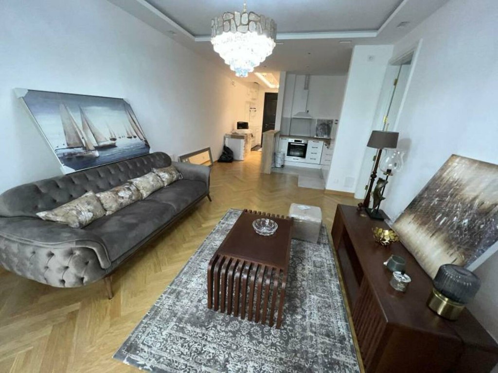 Dvosoban stan, Beograd - Kalenić | Izdavanje · 70m² · 2.000€