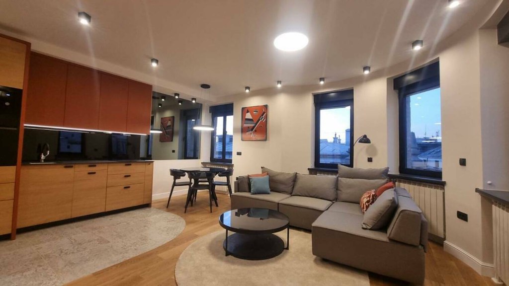 Trosoban stan, Beograd - Centar | Izdavanje · 60m² · 1.300€