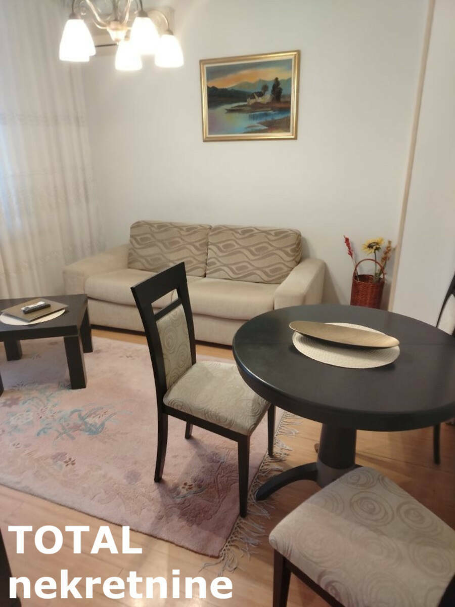 Jednoiposoban stan, Novi Sad - Nova Detelinara | Izdavanje · 29m² · 350€
