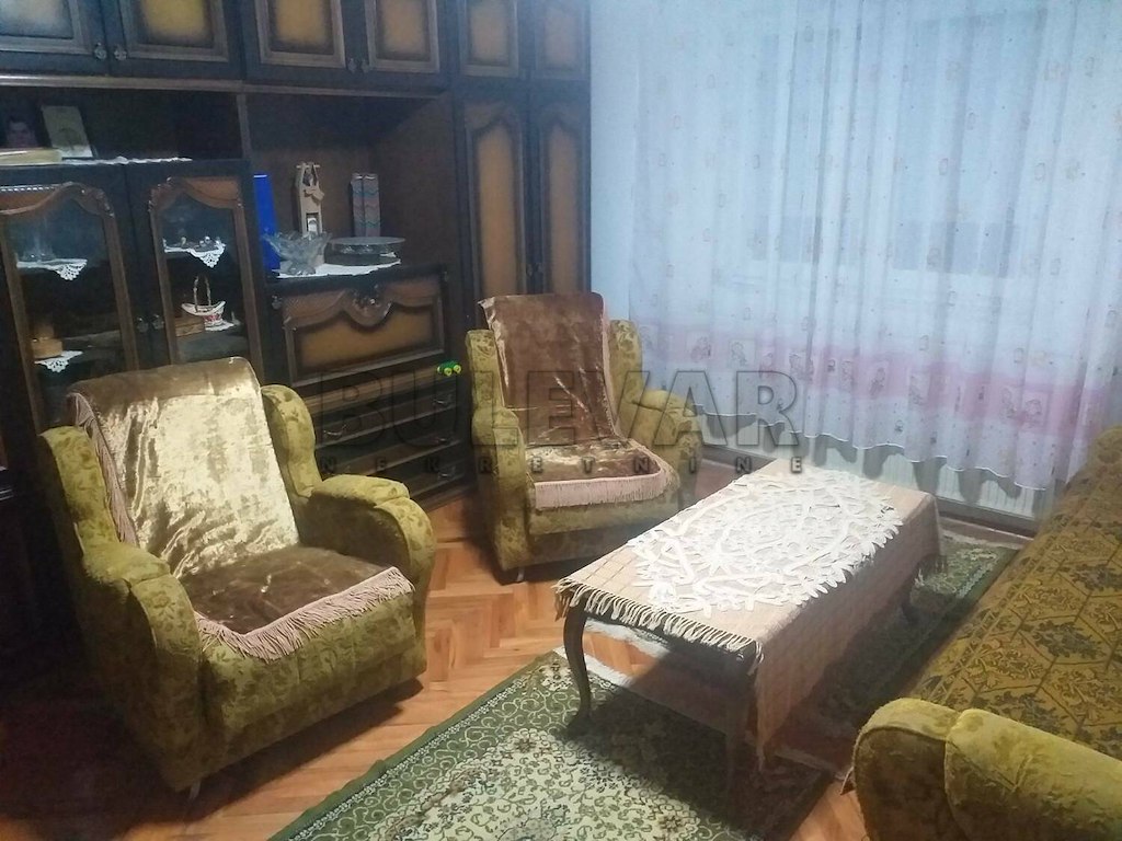Trosoban stan, Niš - Tehnički fakultet | Izdavanje · 64m² · 250€
