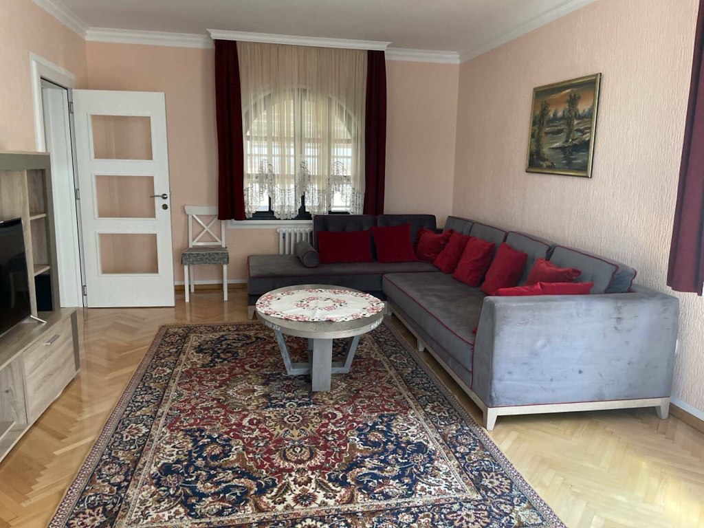 Stan, Beograd - Medakovic Iii | Izdavanje · 200m² · 1.000€