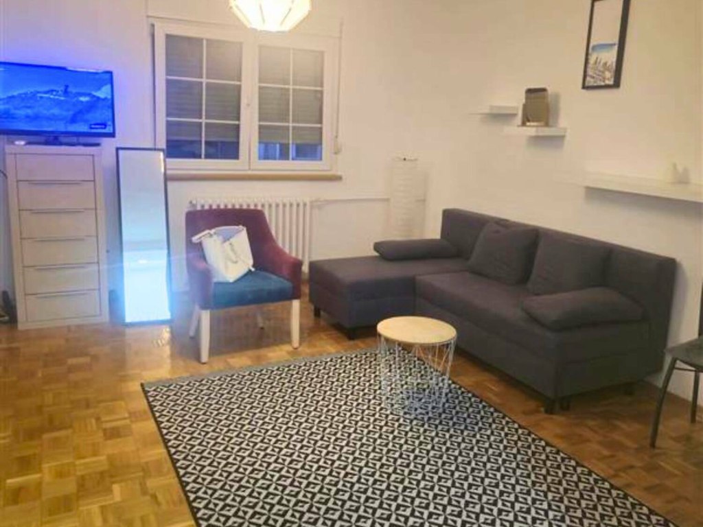 Jednoiposoban stan, Beograd - Stari Grad | Izdavanje · 38m² · 750€