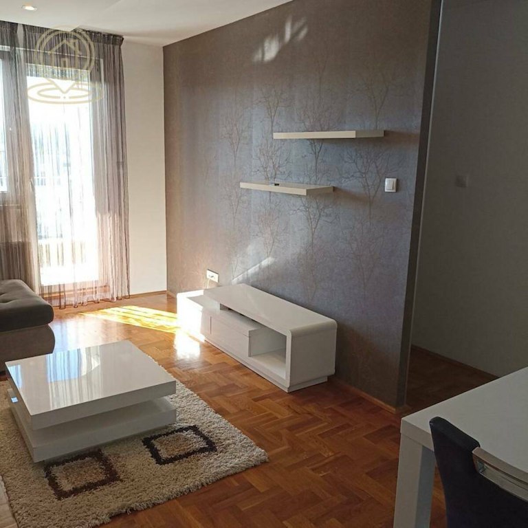 Dvosoban stan, Novi Sad | Izdavanje · 53m² · 550€