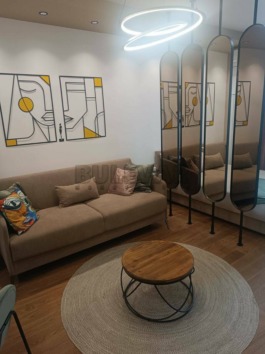 Jednosoban stan, Niš - Bulevar Nemanjića | Izdavanje · 39m² · 550€