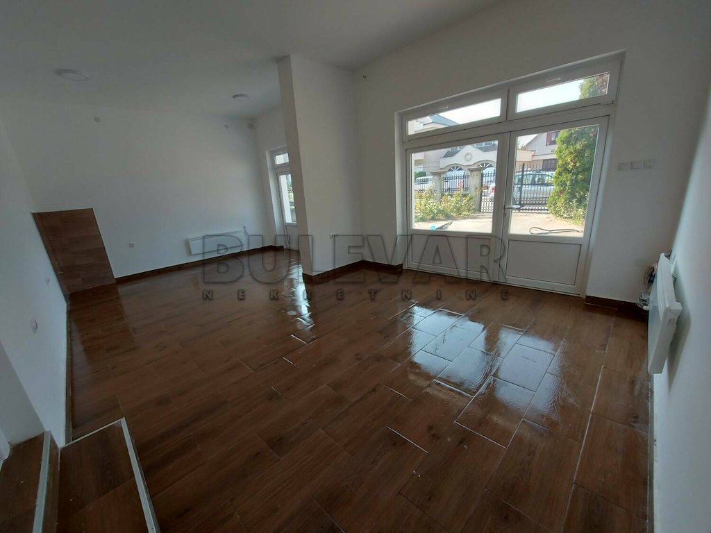 Cetvorosoban stan, Niš - Brzi brod | Izdavanje · 104m² · 550€