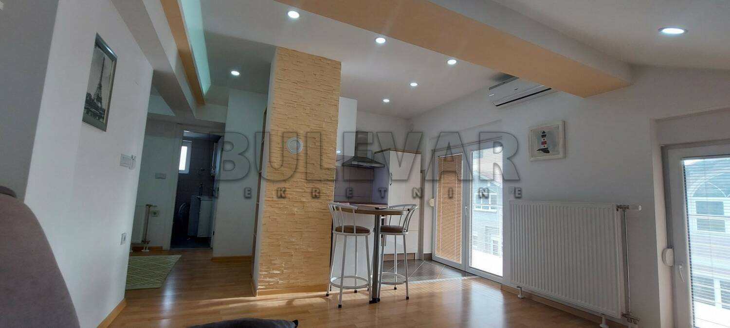 Jednoiposoban stan, Niš - Durlan | Izdavanje · 44m² · 320€