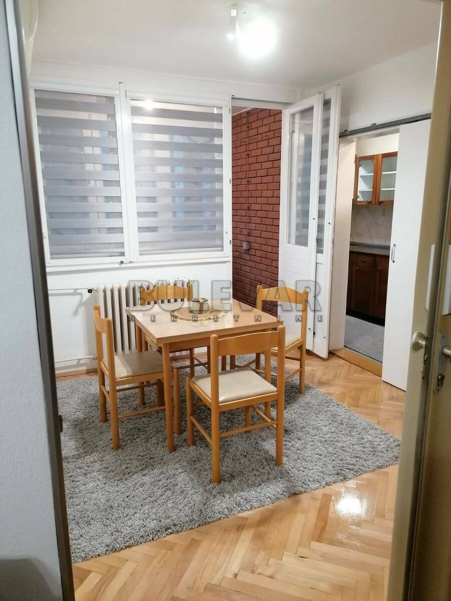 Dvoiposoban stan, Niš - Duvanište | Izdavanje · 60m² · 400€
